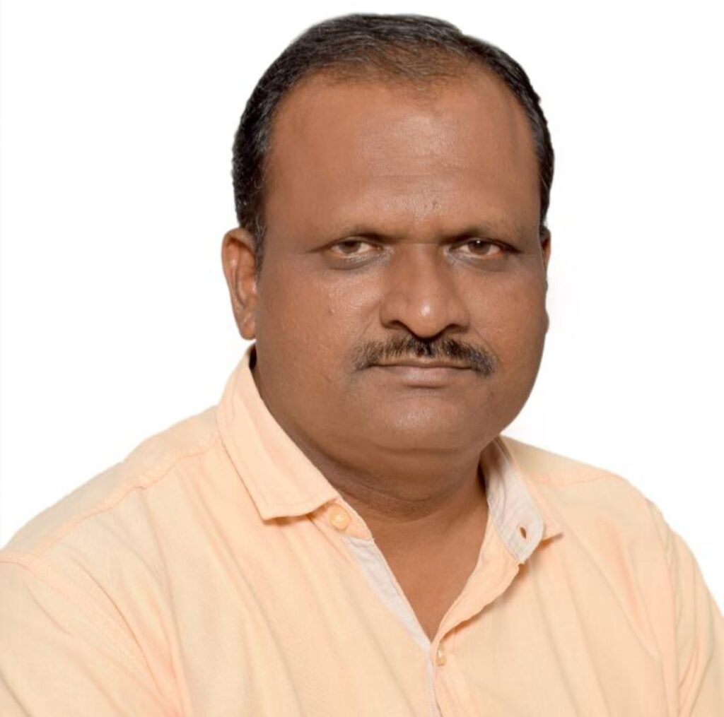 आदर्श ग्राम : संकल्पना व वास्तव - Shreshtha Maharashtra